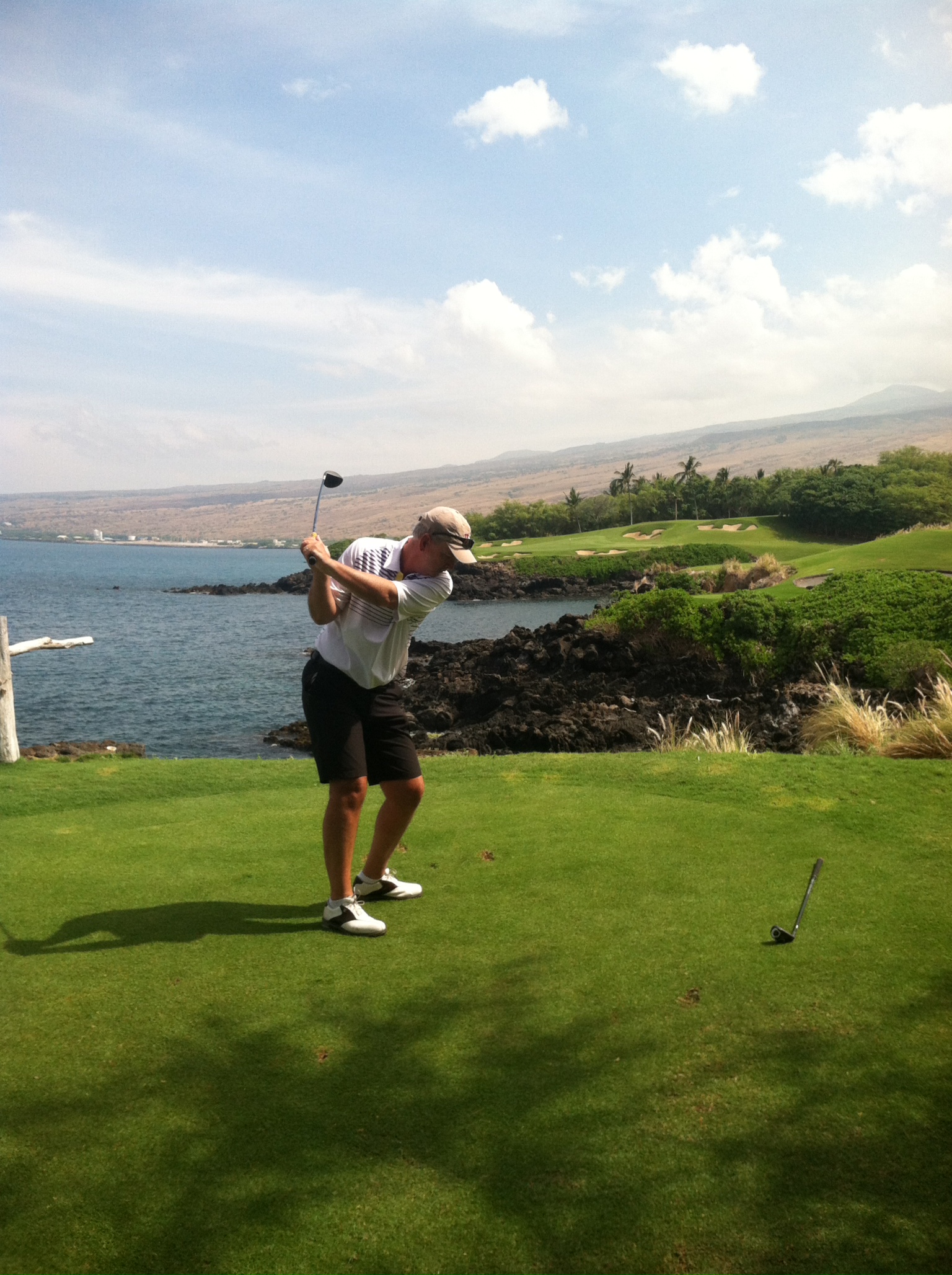 Play Golf With Tom – Tom Ringer
